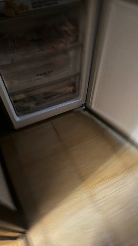 Срочно продаётся  морозильная камера.