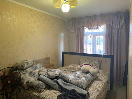 Продается квартира в центре 4/2/4 евро в Чирчике