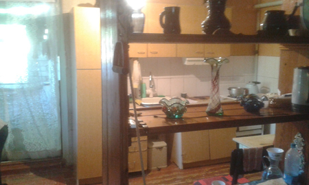 Продаётся котедж 2 этажа, участок 16 соток кадастр .