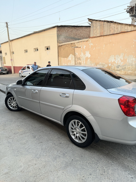 Срочно!!! Продается Chevrolet Lacetti 2013