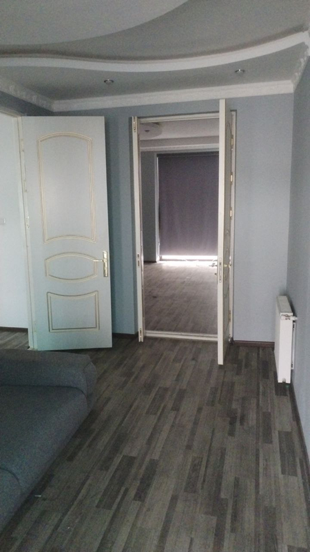 Arenda, arentir archa ko'cha Zohid Kabob