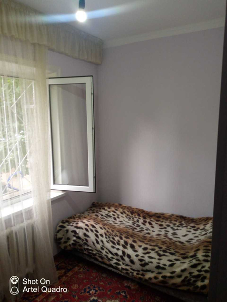 Toshkent shahri, Mirzo Ulug'bek tumani TTZ-4 da qulay va shinam uy.