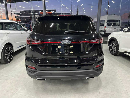 JAC J8 Янгича куриниш ва дизайн узингиз бахо беринг