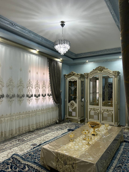 Jizzax shahrida hovli sotiladi