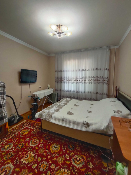 Срочно продам 2ком квартиру.Феруза 2,Напротив ЭКО базара