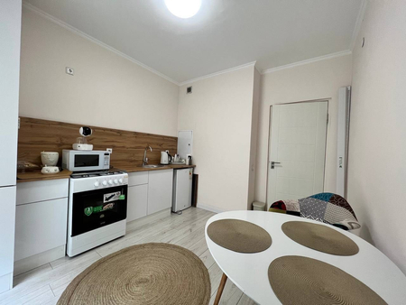 Green Park Продается 1 комнатная квартира ремонт Махтумкули Макро