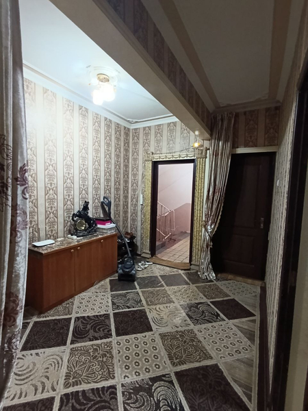 4-х ком. квартира. 4/3/9. Сергели-8. Метро 600 м.