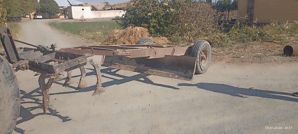 Юмз трактор сотилади