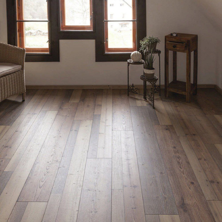 Tarkit laminat Pol qilamiz