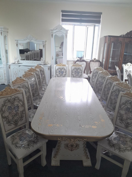 Stol-Stul Kamplekt 12 talik Arzon Narxda Xarid Qilin Sklatdan