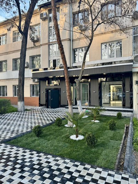Продаю Hi-Tech Office Центре Города М.Айбек Cafe Brasserie 1линия 90м2