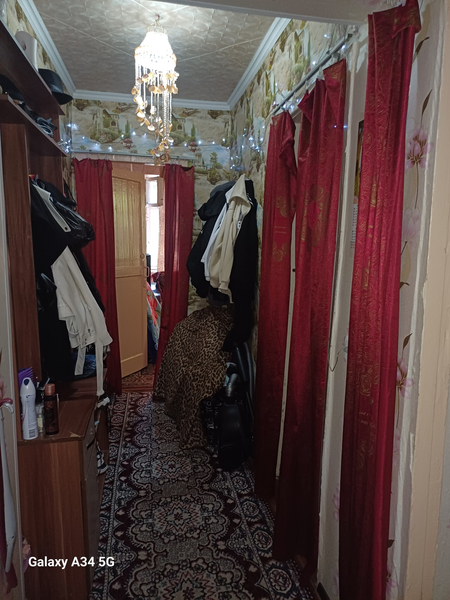 Продаю 2 комнатную квартиру район Радуга