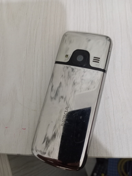 Nokia s6700 sotiladi