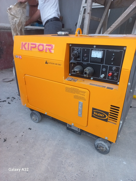 Генератор KIPOR движог