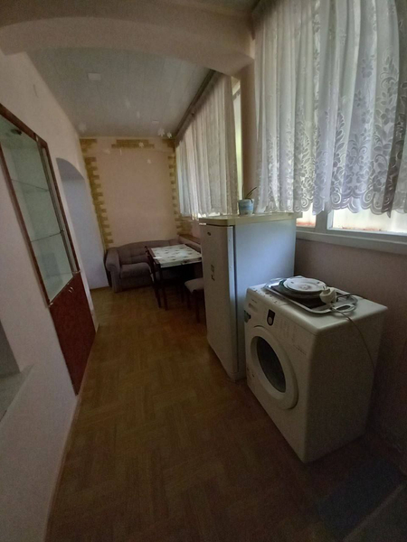 Продам 1в2/1/4 Буюк ипак йули балкон 2х6