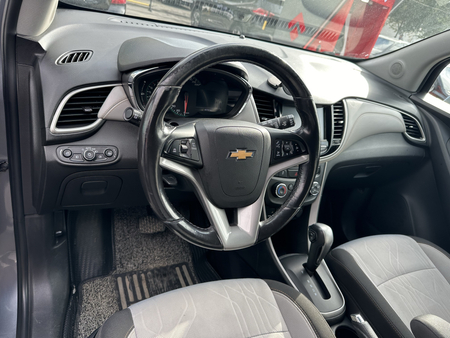 Tracker 1.   2019