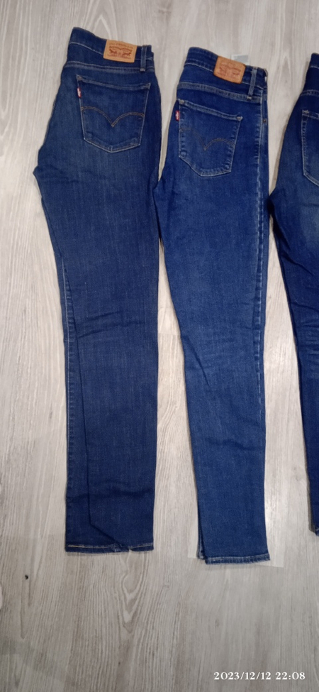 Джинсы женские Levi's Garage Zara