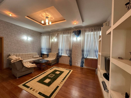Ул. Тараса Шевченко, Центр, 2в3х/4/5, 60 М² евроремонт, с обстановкой!
