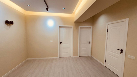 Продам квартиру Мафтункули новостройке жк Poytaxt 2/7/9 47m2