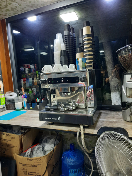 Coffee budka sotilada