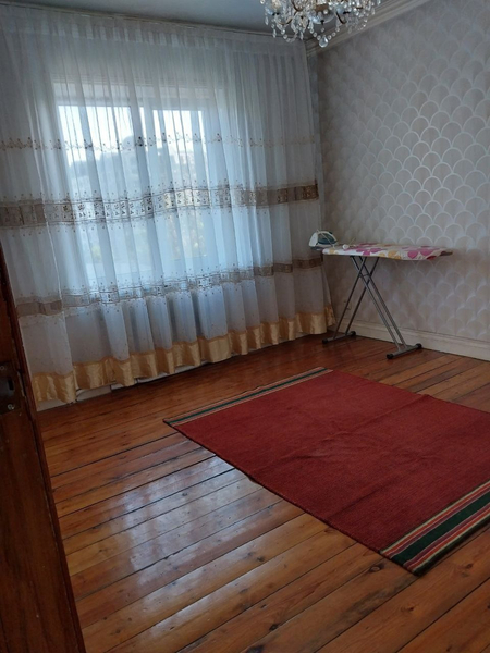 Продается 3х комнатная на метро Минор
