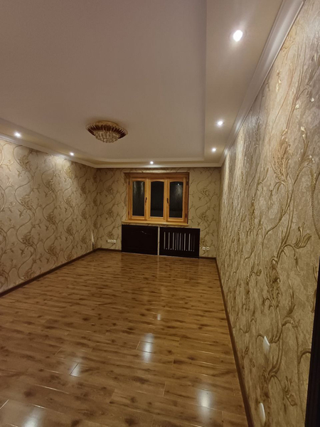 IT Park! Продаётся 3х комн. квартира вдоль дороги под офис и т.д.