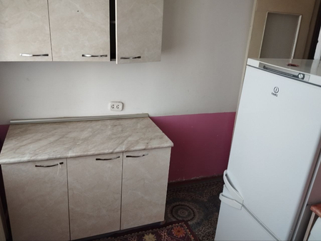 2 xonali kv ijaraga beriladi