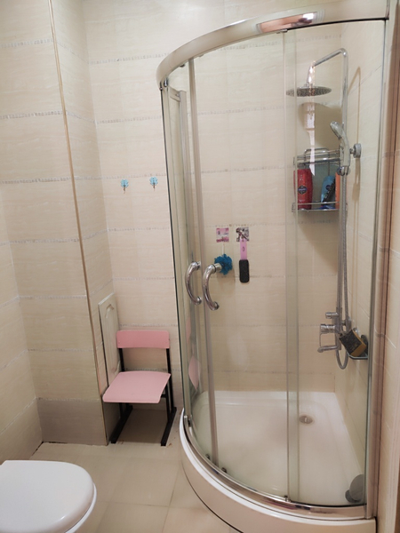Задаётся квартира 70кв . аренда берилади 70кв rent room
