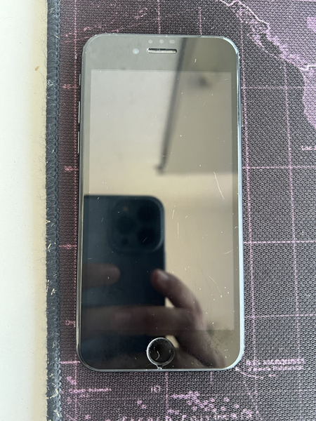 Iphone 7 karobka dakument bor