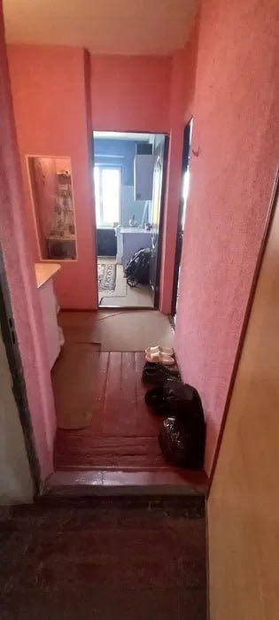 Чиланзар 18 1в2 комнатная средний ремонт
