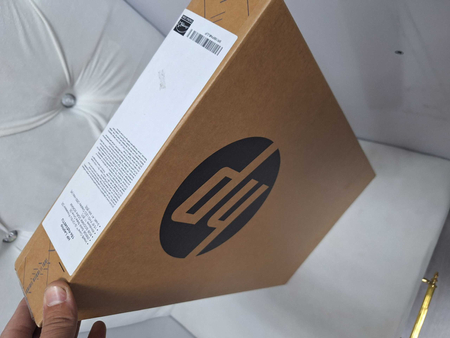 HP Laptop 15s-fq5340TU yangi   upakofkadan ochlmagan