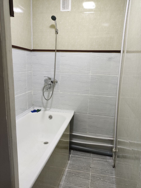 Uchtepa tumani 13mavze 2xonali Balkon 2*6 Средний ремонт sotiladi