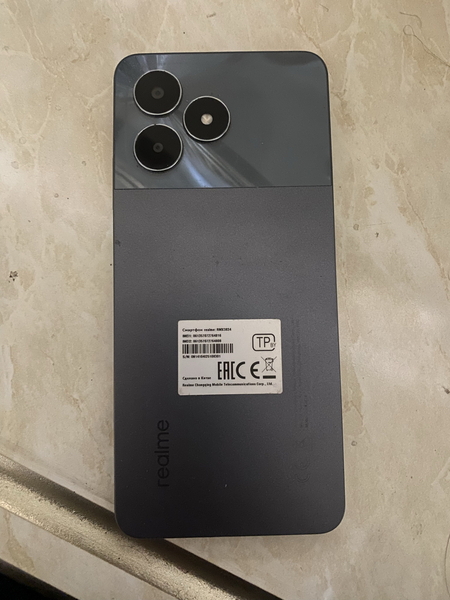 realmi note 50 telefoni