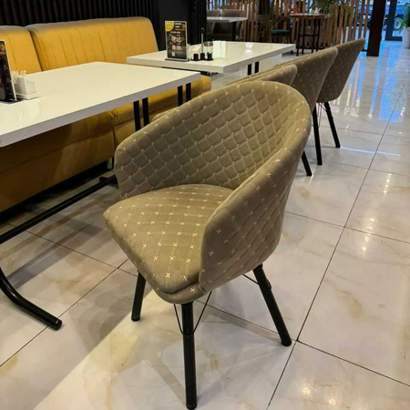 Restoran va kafelar uchun yumshoq mebellar. Zakazga!