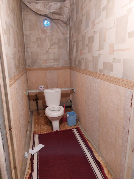 Продаётся дом Старые Сергели 10 соток ,3 комнаты,кухня, баня.
