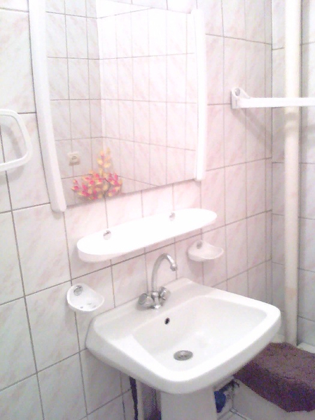 Продам объединенную квартиру общей площадью 105 м2.