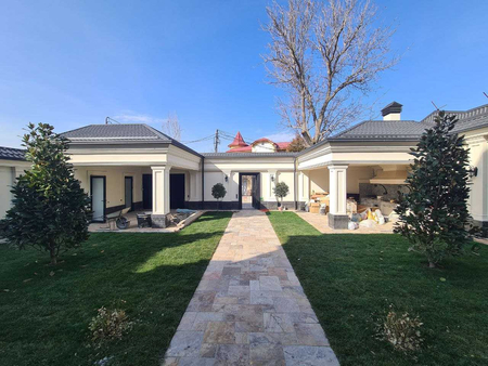 Продажа шикарного класса Евро дом в шикарном стиле (6 соток)