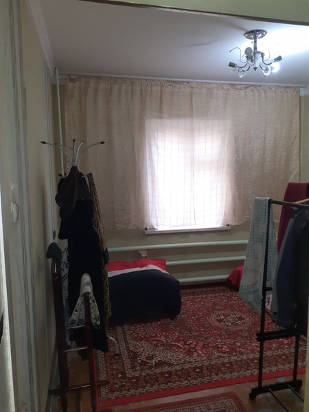 Продаётся 2х ком Ибн Сино массив 1  262 мактаб