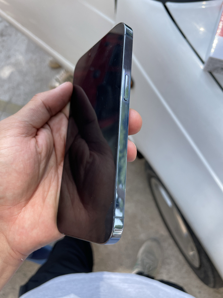 Продам iPhone 13 Pro 128GB Blue