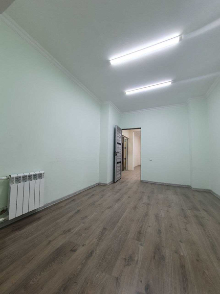 Продаётся 3 комнатная массив Чизельный, Школа №307