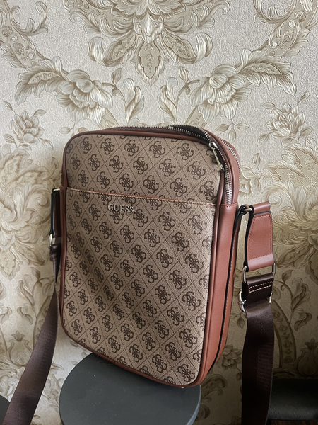 Мужская сумка GUESS