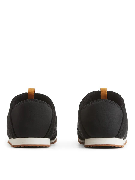 Продам новые Teva Re Ember (USA)