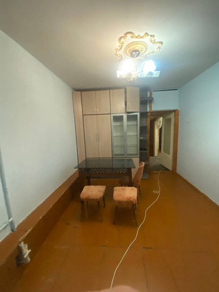 Продается квартира 4в3/4/4 в М.Улугбекском районе