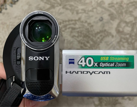 Sony Tessar 40X Optical Zoom Video Camera