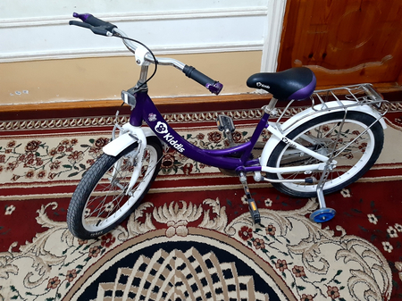 Velosiped sotiladi.Holati a\\\'lo.