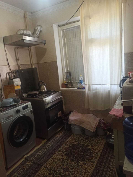 Продаётся 1х комн квартира на 3 этаже Ор-р Пиридастгир