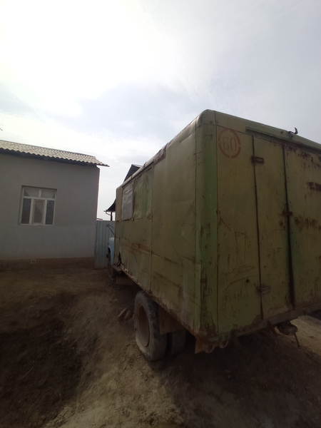 Gaz 53 sotiladi kelishamiz