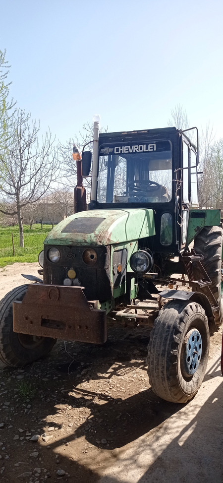 Traktor ttz 80 sotiladi