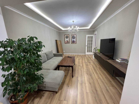 Продам 3-х комнатную квартиру с ремонтом,мебелью и техникой. Дархан.