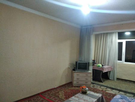Срочно продаю 2комнатная квартира возле круг Универсам. Юнусабад 8-кв.